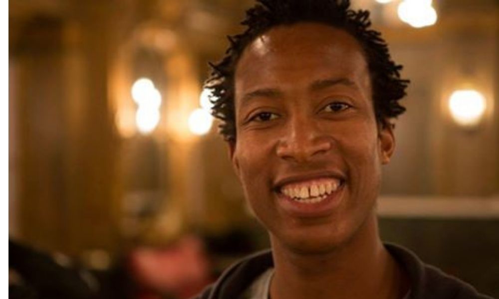 MILTON MAKONI: AN AFRIKERA GRADUATE, GRADUATES AGAIN - Afrikera arts trust